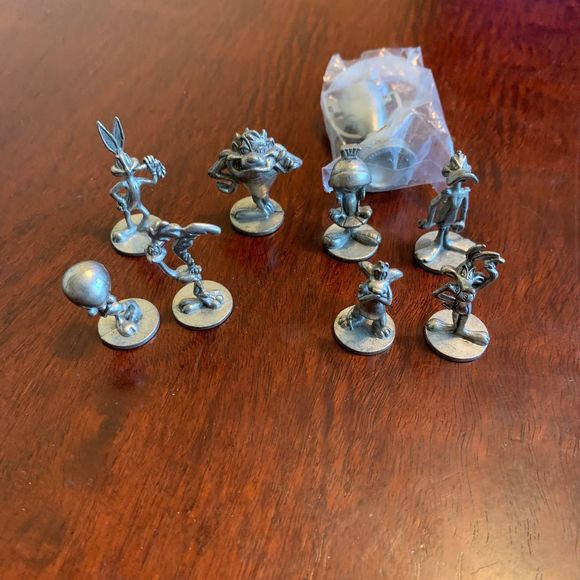 Warner Bros. | Games | Looney Tunes 999 Monopoly Pieces Set Lot Limited ...